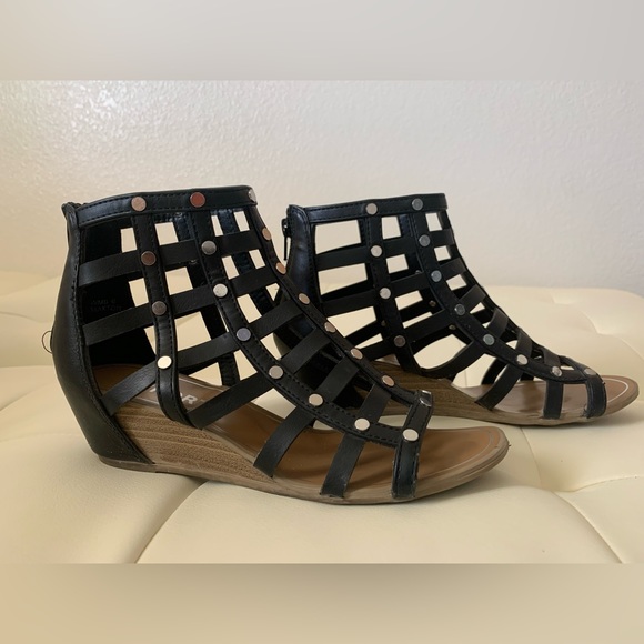 Report | Shoes | Gladiator Sandals | Poshmark